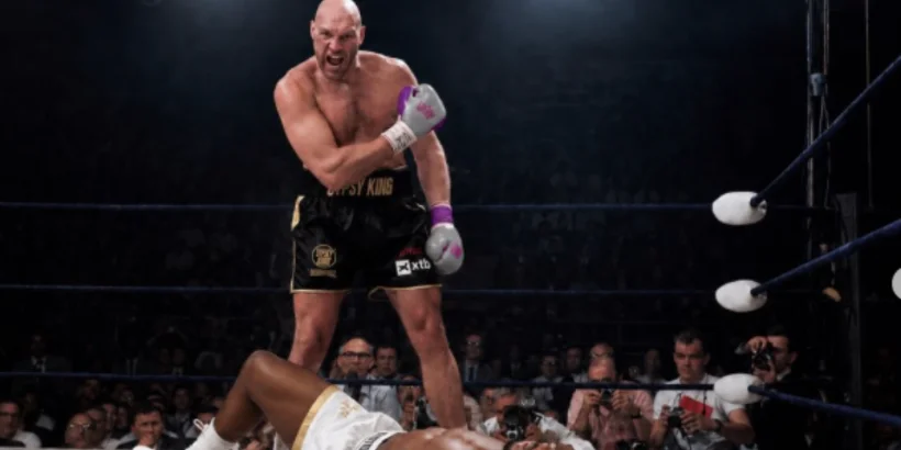 Tyson Fury recrea foto icónica de Muhammad Ali | Izquierdazo